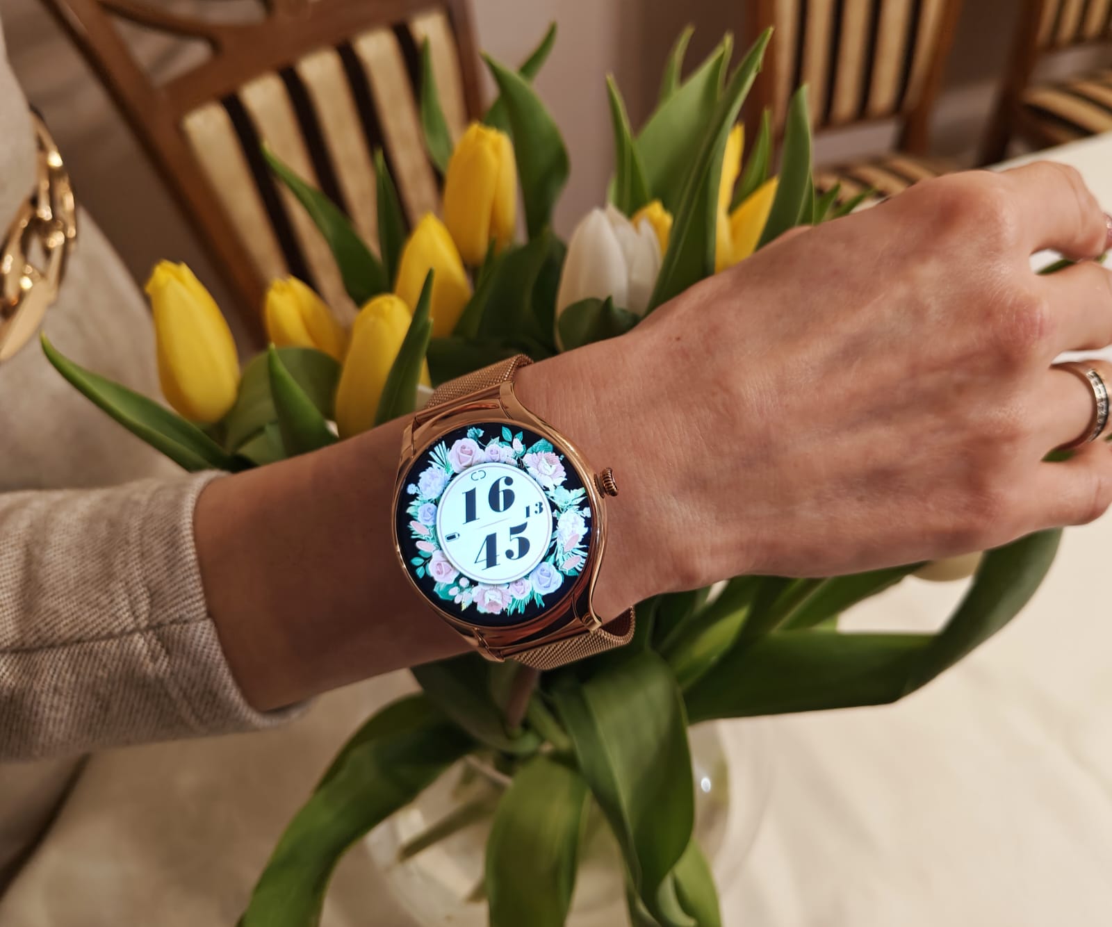 Smartwatch damski SAYBERG KT67 na różowym pasku